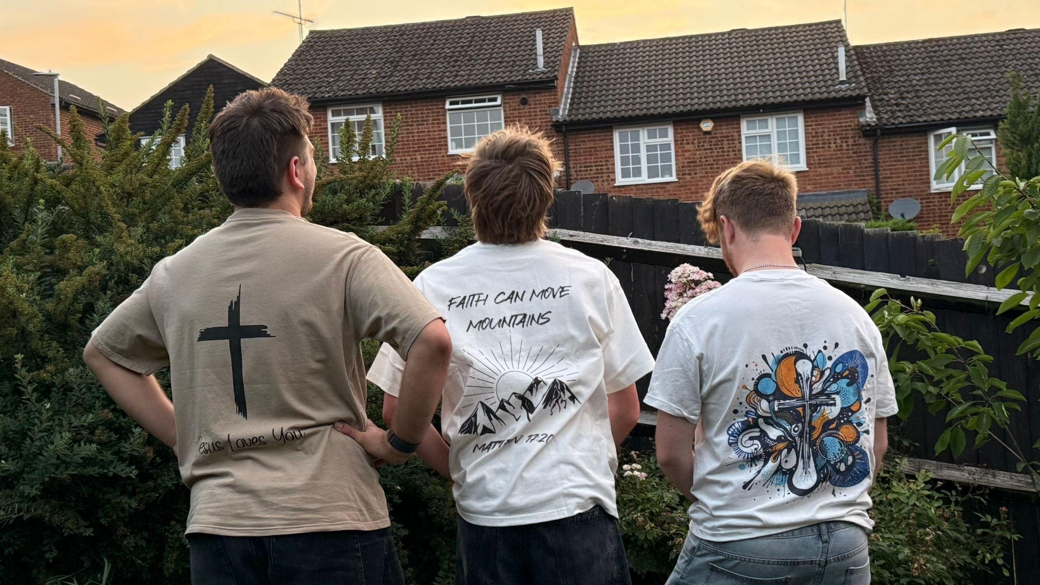 holywearclothing.com – HolyWear