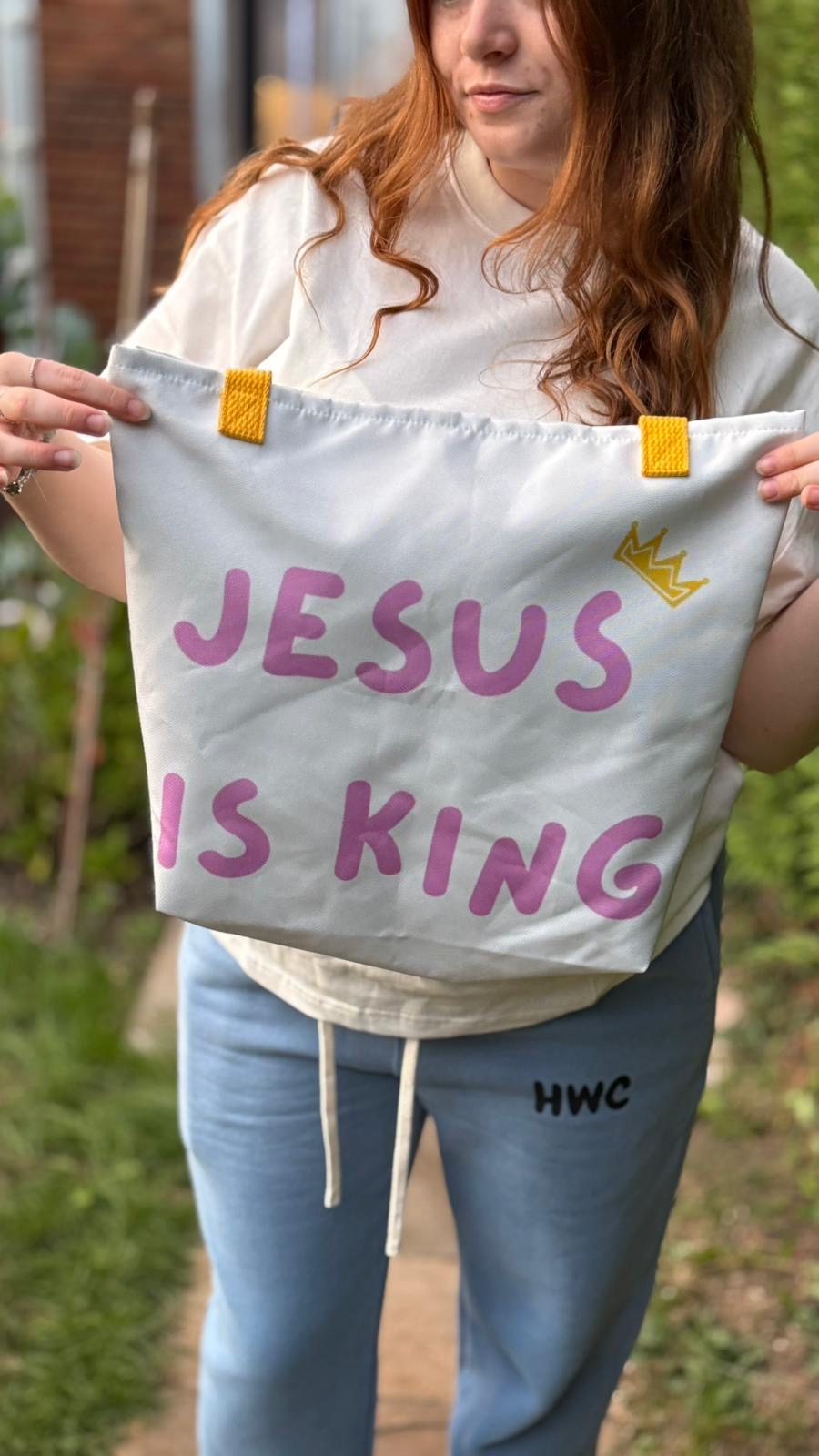 holywearclothing.com – HolyWear